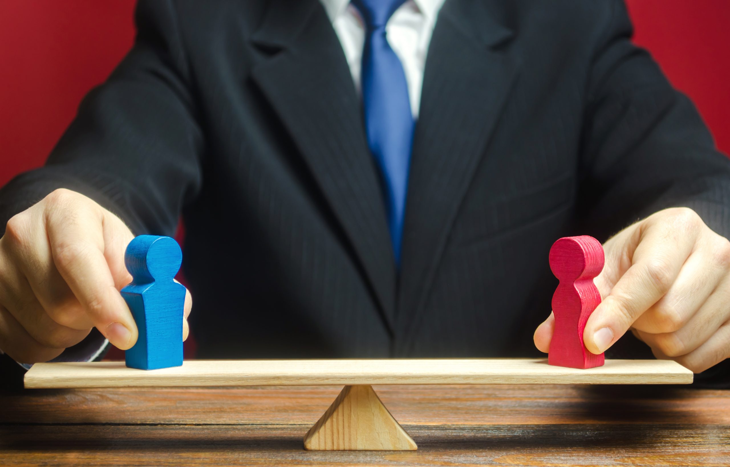 Navigating the Complexities of Pay Transparency: What Business Leaders ...